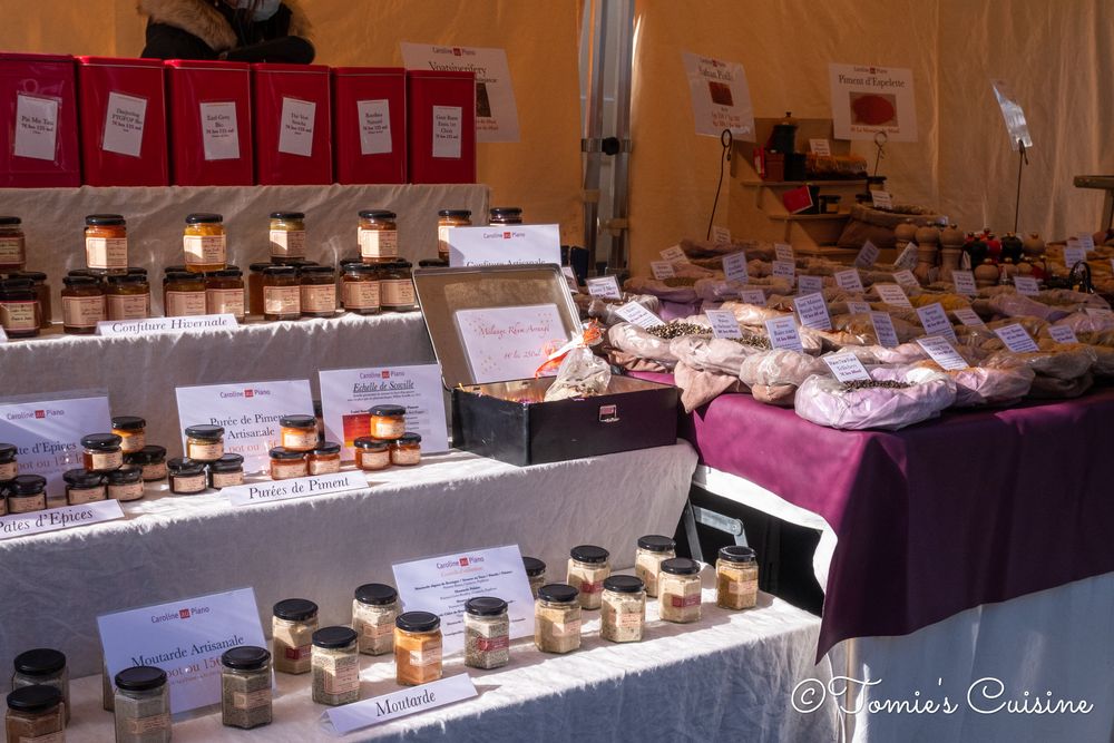 French market on Saturday morning in Morlaix - Tomie's Cuisine